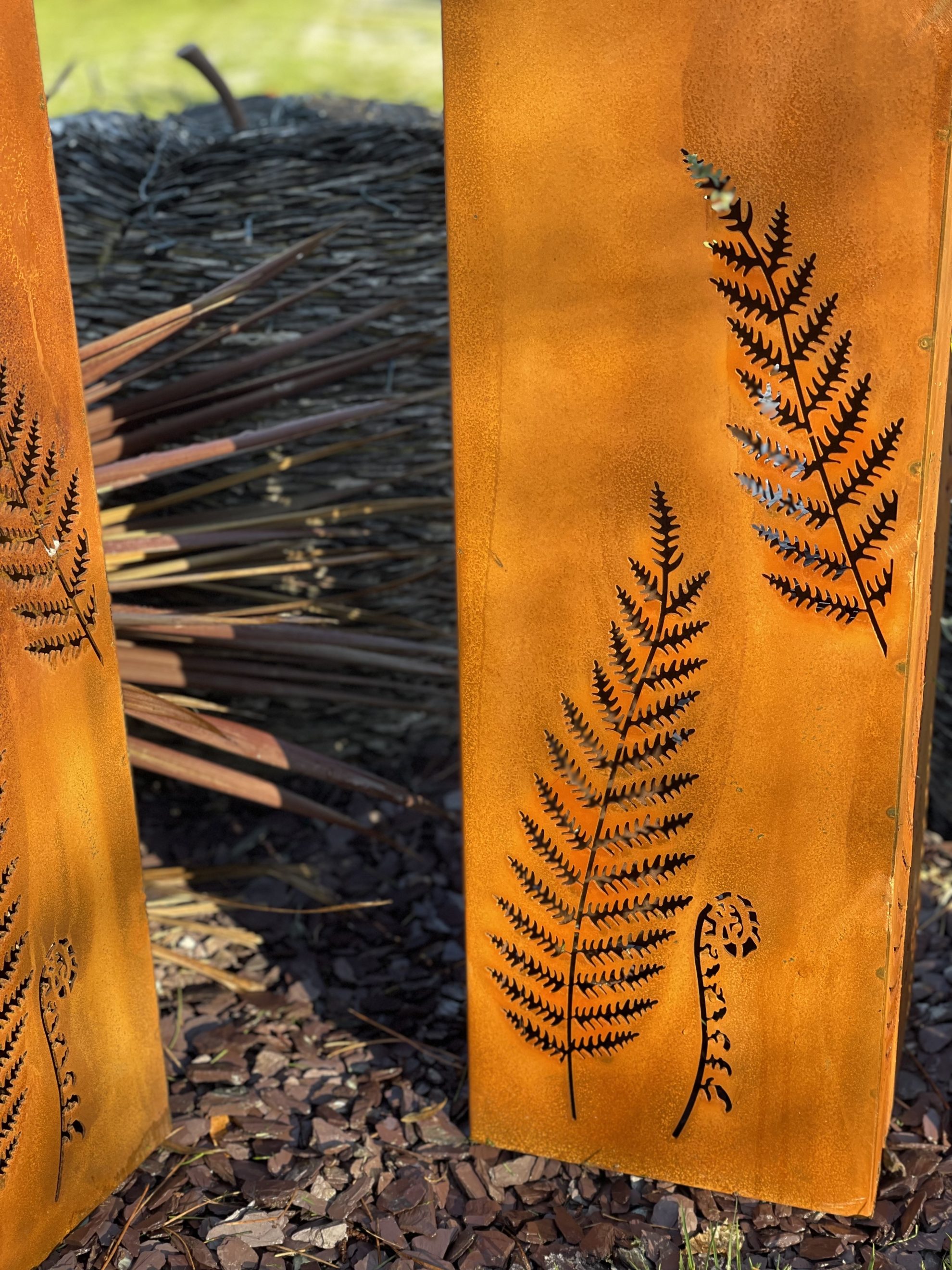 Corten Steel Fine Fern Leaf Columns | Set of 3 - Ornamental Classics