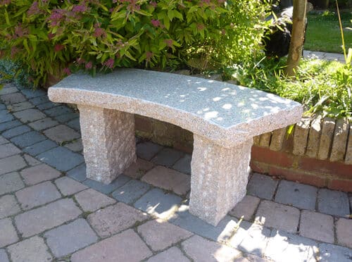 CURVED BENCH IN PINKY GRANITE