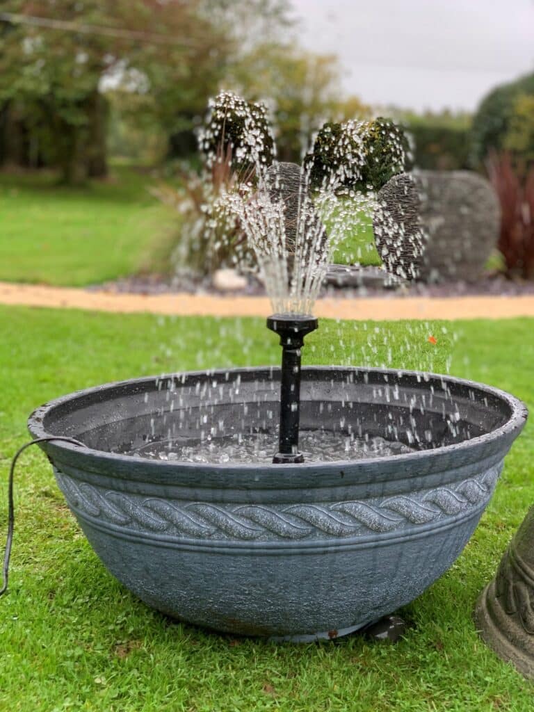 Fountain kit with light - Ornamental Classics