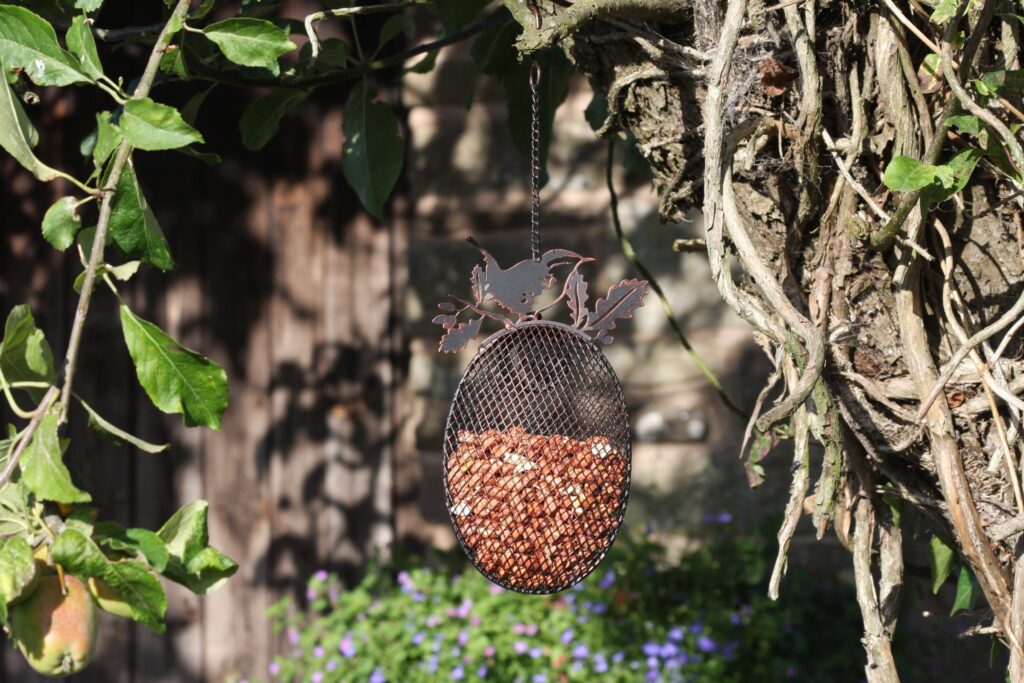 Oval Wren Bird Feeder Hanger - Ornamental Classics