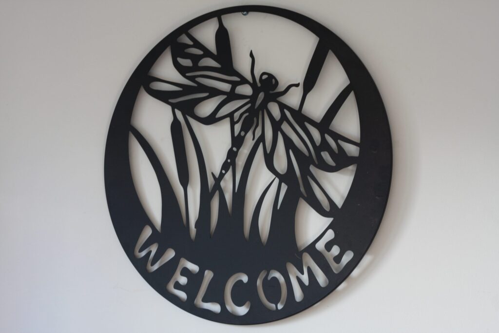 Welcome Sign Dragonfly - Ornamental CLASSICS