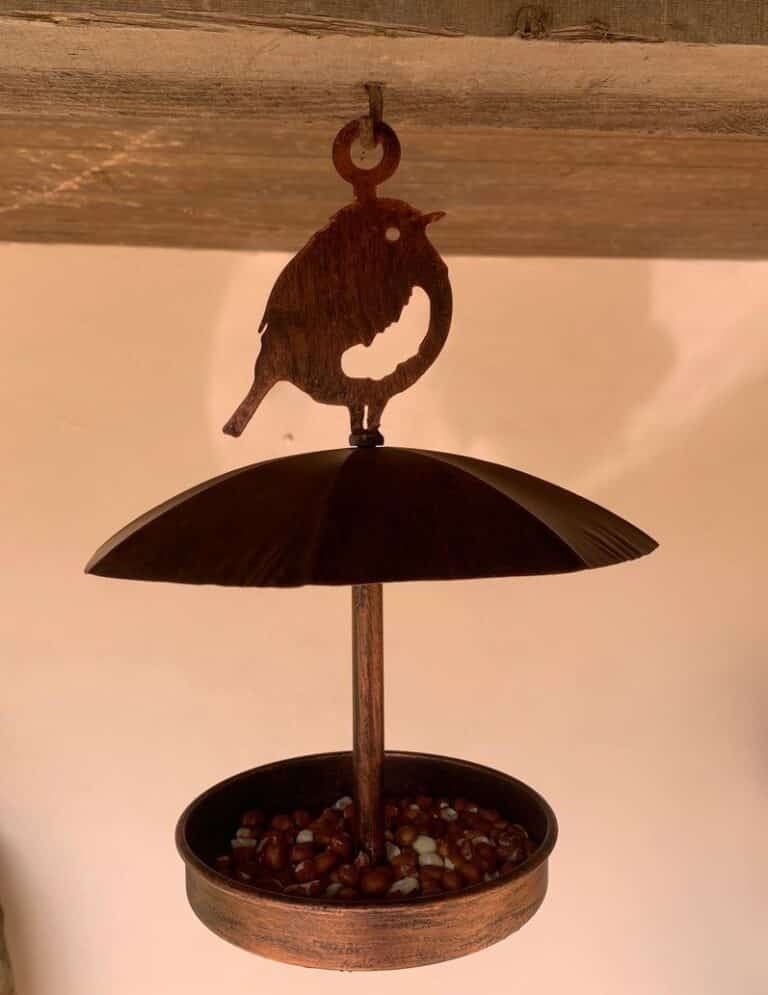 Robin Bird feeder with hood - Ornamental Classics