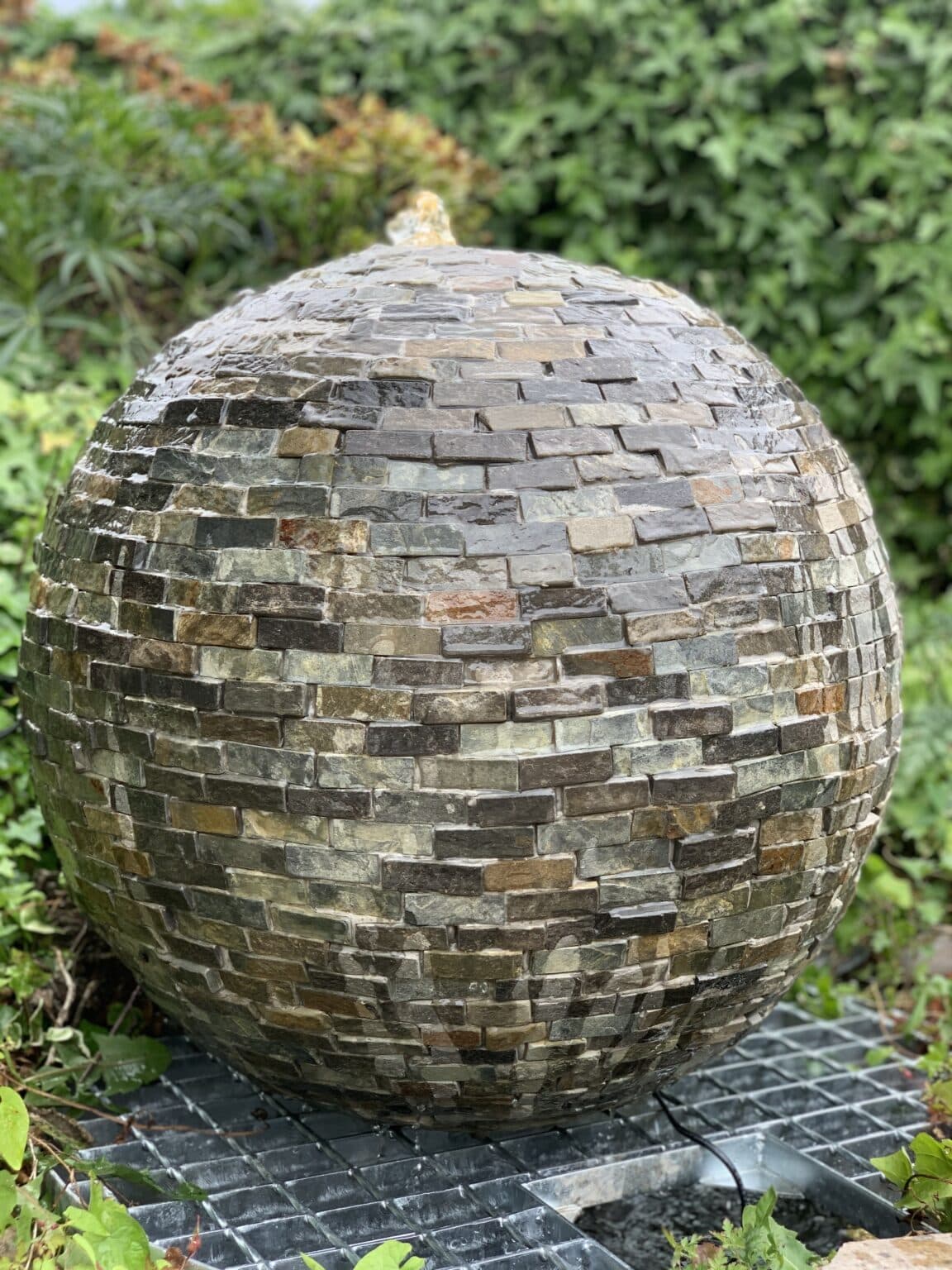 TILED SLATE SPHERE 60CM