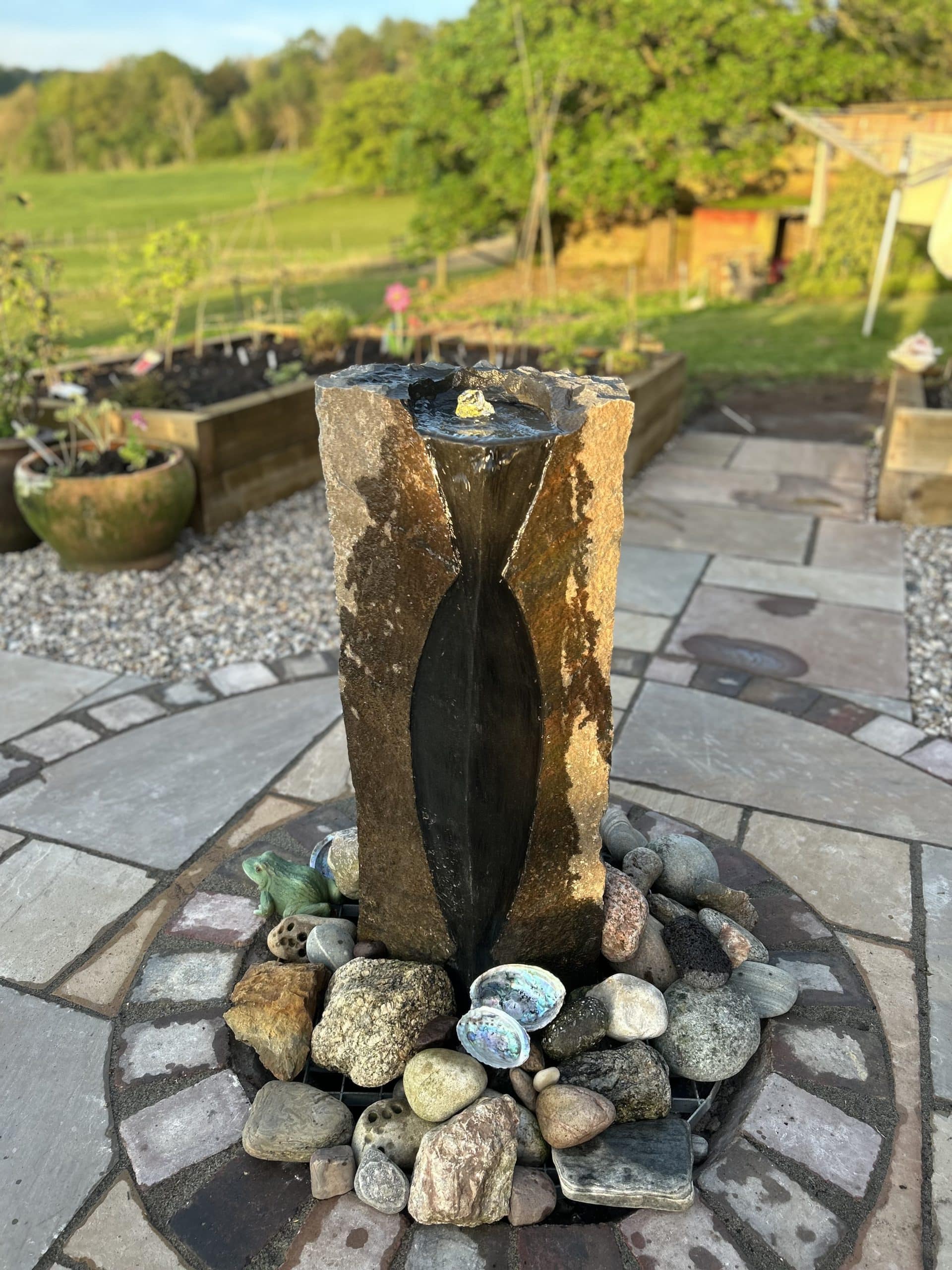 Basalt Plinth XL - Ornamental Classics